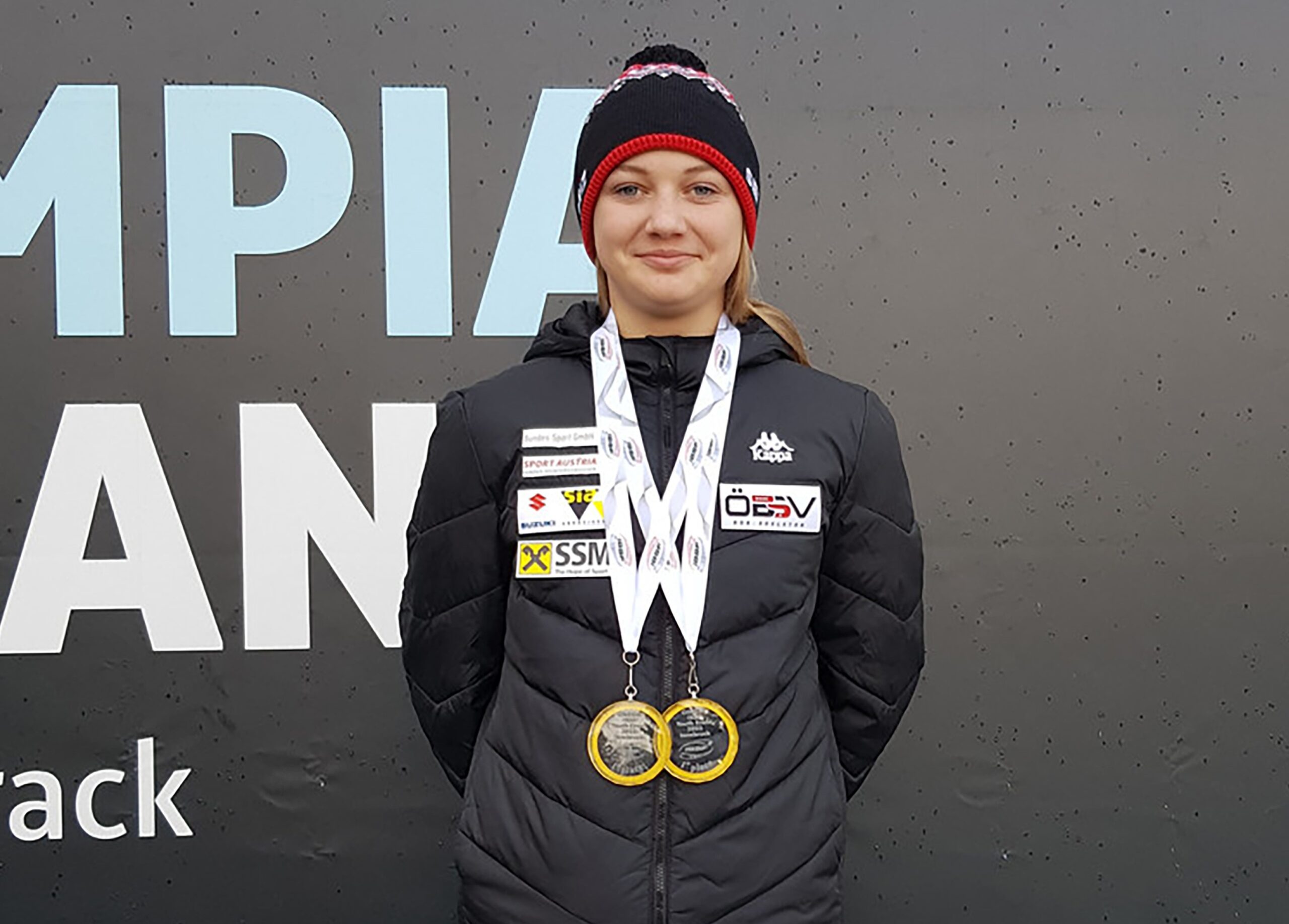 Skeleton: Leichtathletin Sarah Baumgartner holt Doppelsieg in Innsbruck ...